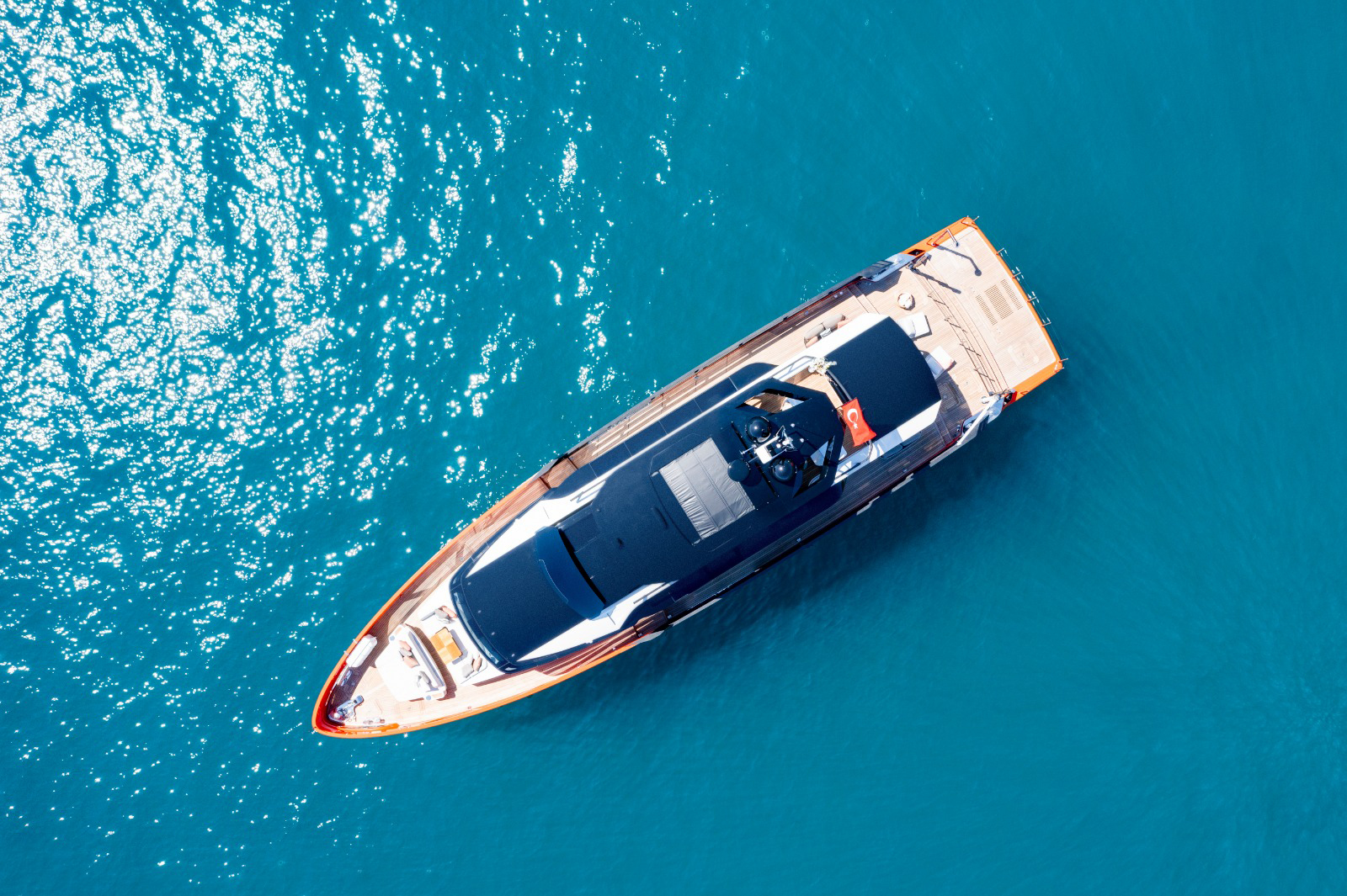 Yacht EDGE, Sarp 85 | CHARTERWORLD Luxury Superyacht Charters